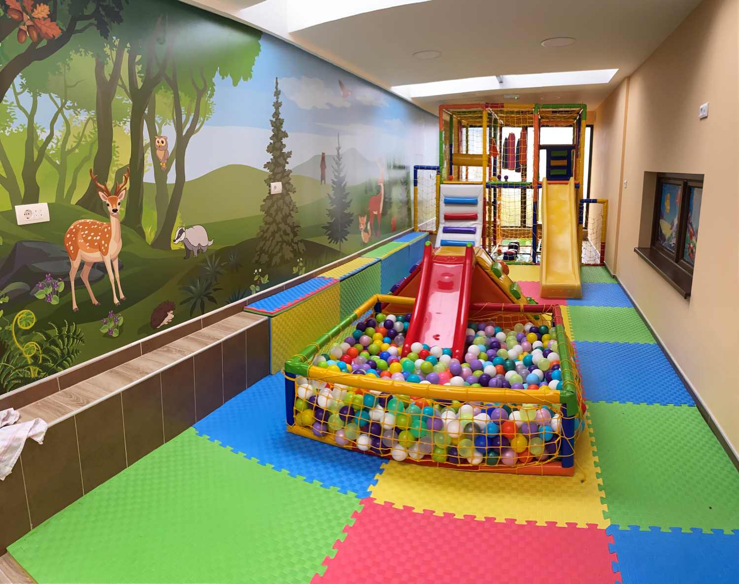 Igraonica i igralište - Divčibarski vajati -za decu već od 2